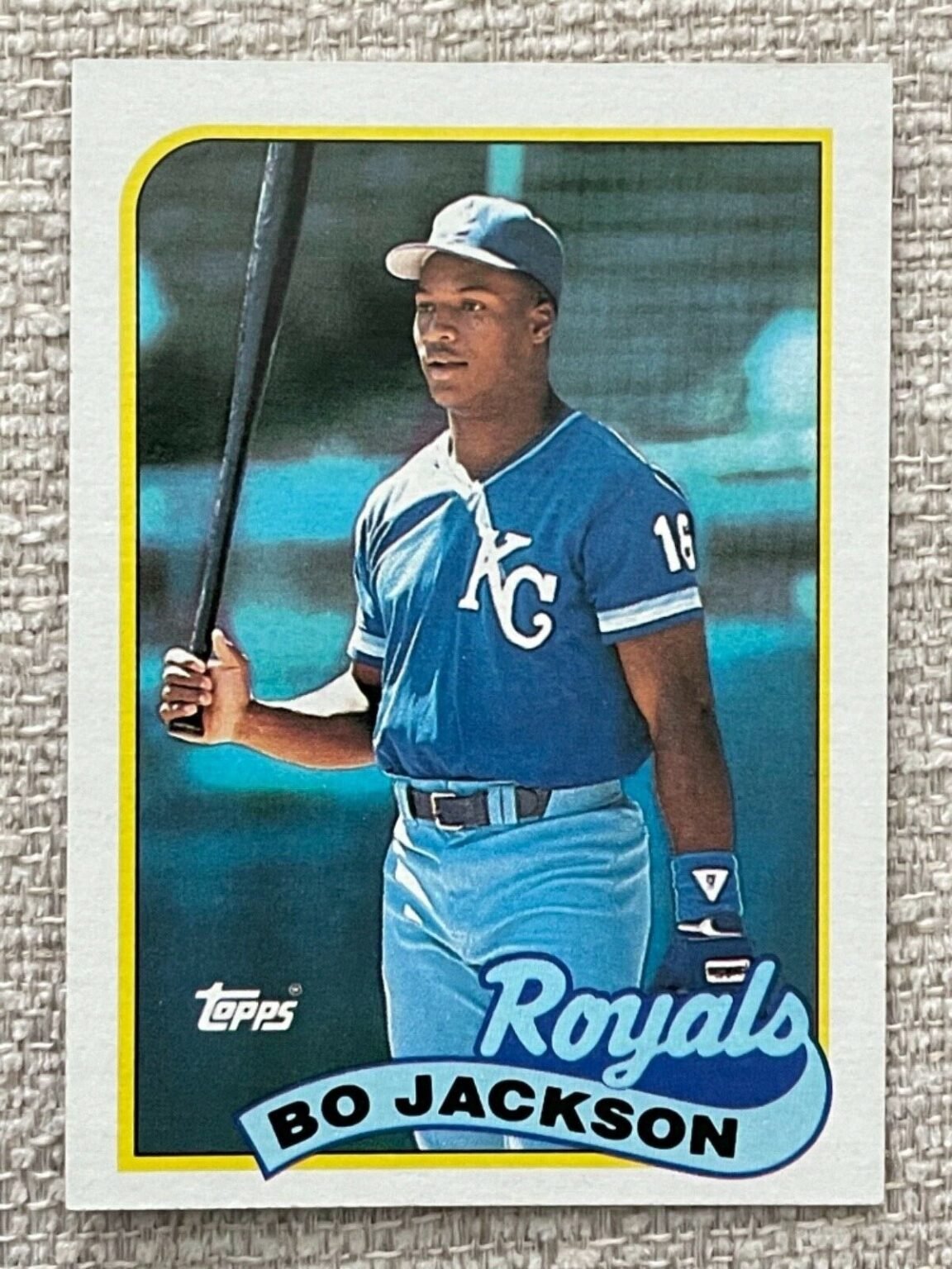 Bo Jackson Baseball Card Value: Uncover Hidden Treasures - baseproz
